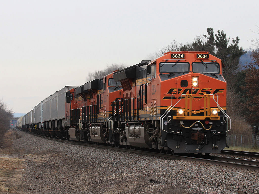 BNSF 3834
